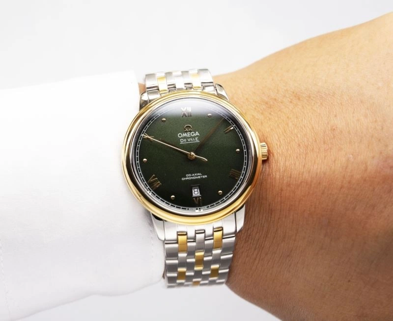 Top mirror OMEGA Watches