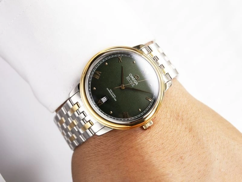 Top mirror OMEGA Watches