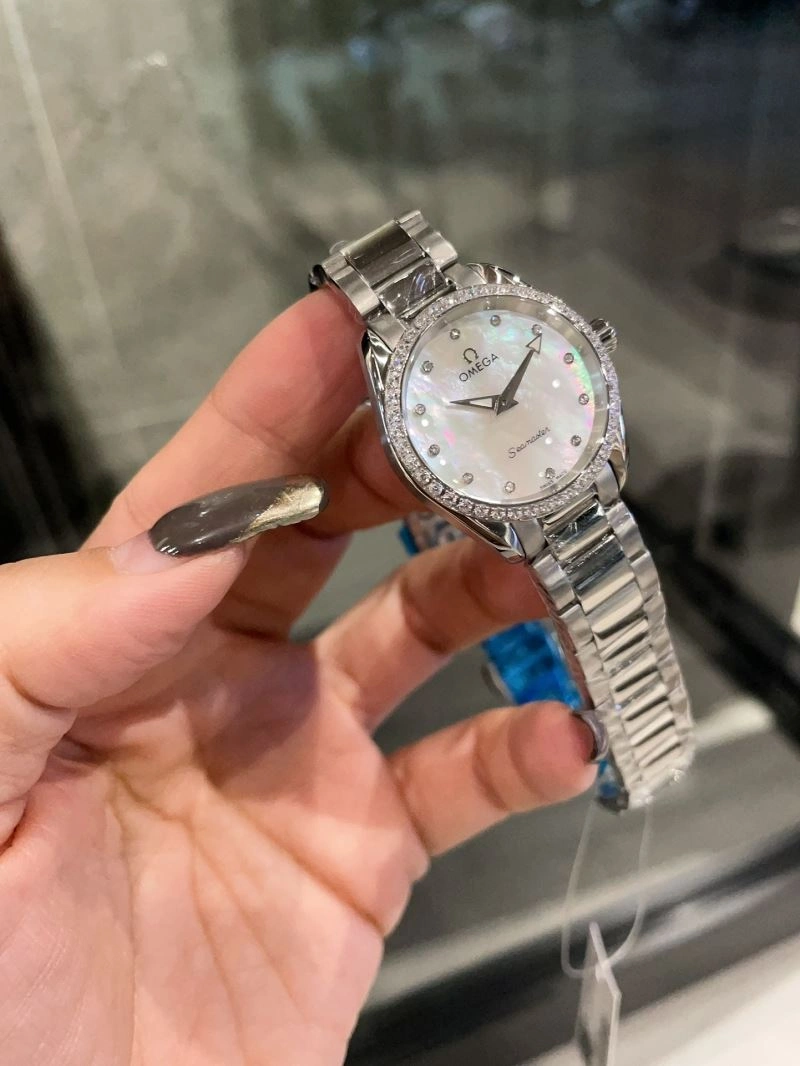Top mirror OMEGA Watches