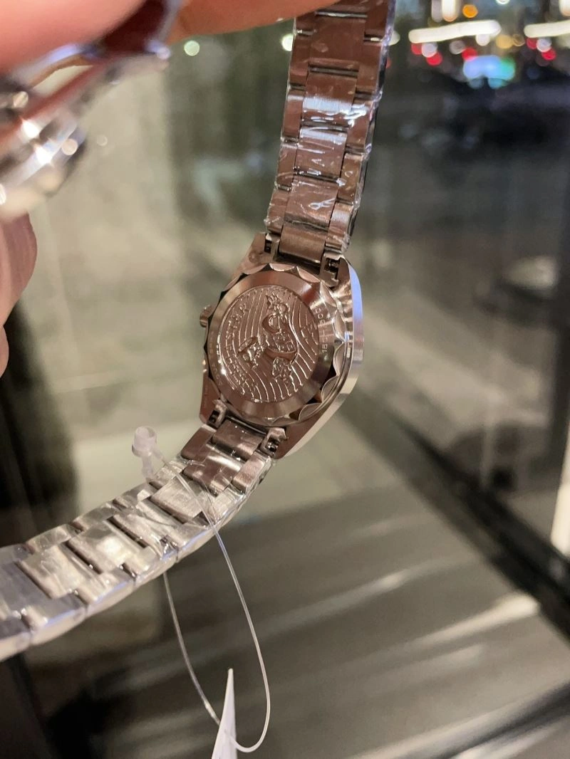 Top mirror OMEGA Watches