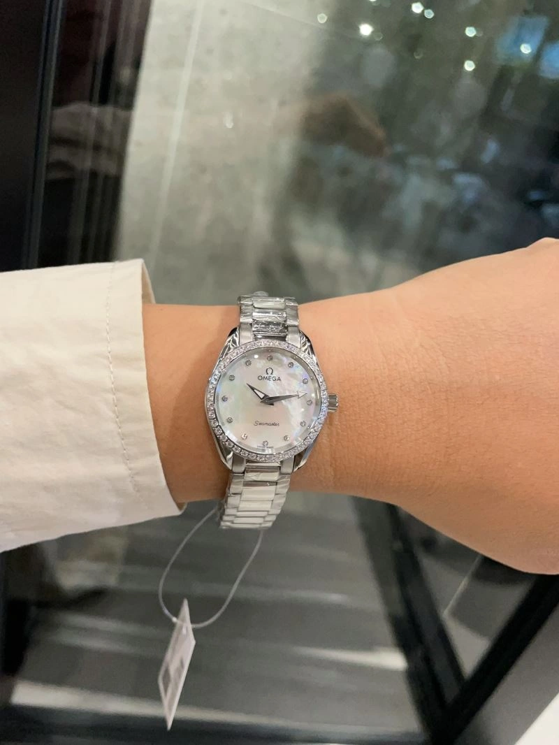 Top mirror OMEGA Watches