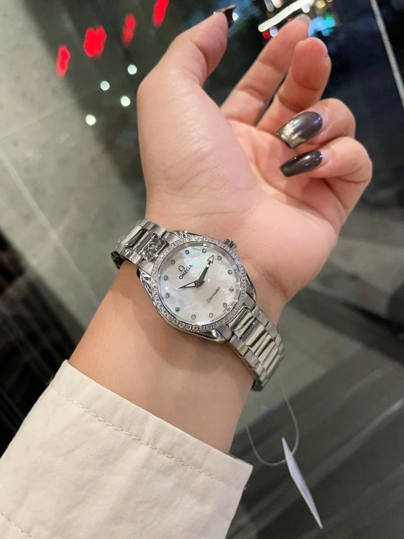 Top mirror OMEGA Watches