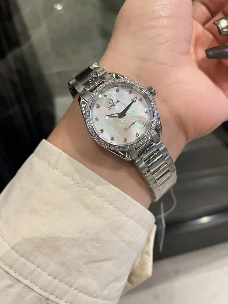 Top mirror OMEGA Watches