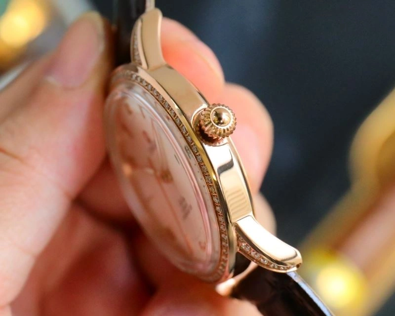 Brand-authenticated OMEGA Watches
