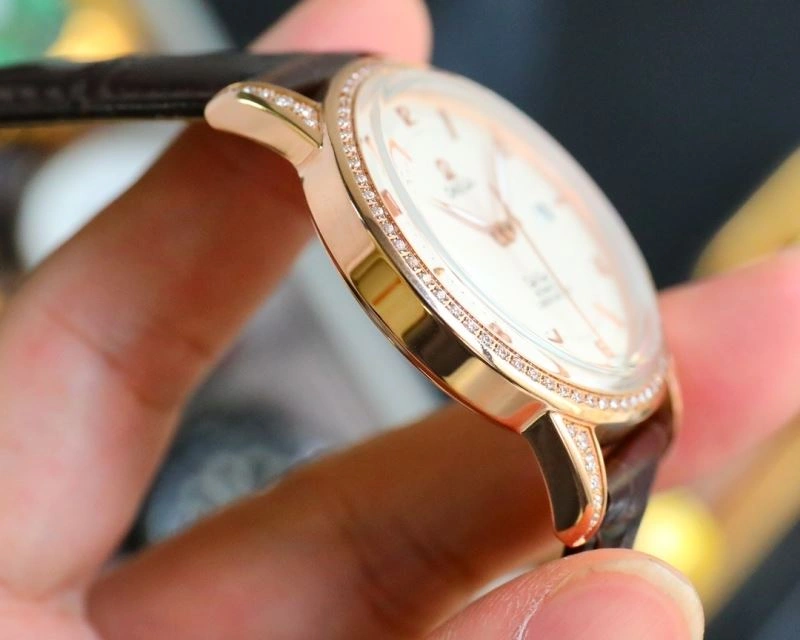 Brand-authenticated OMEGA Watches