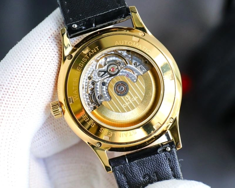 Top mirror OMEGA Watches