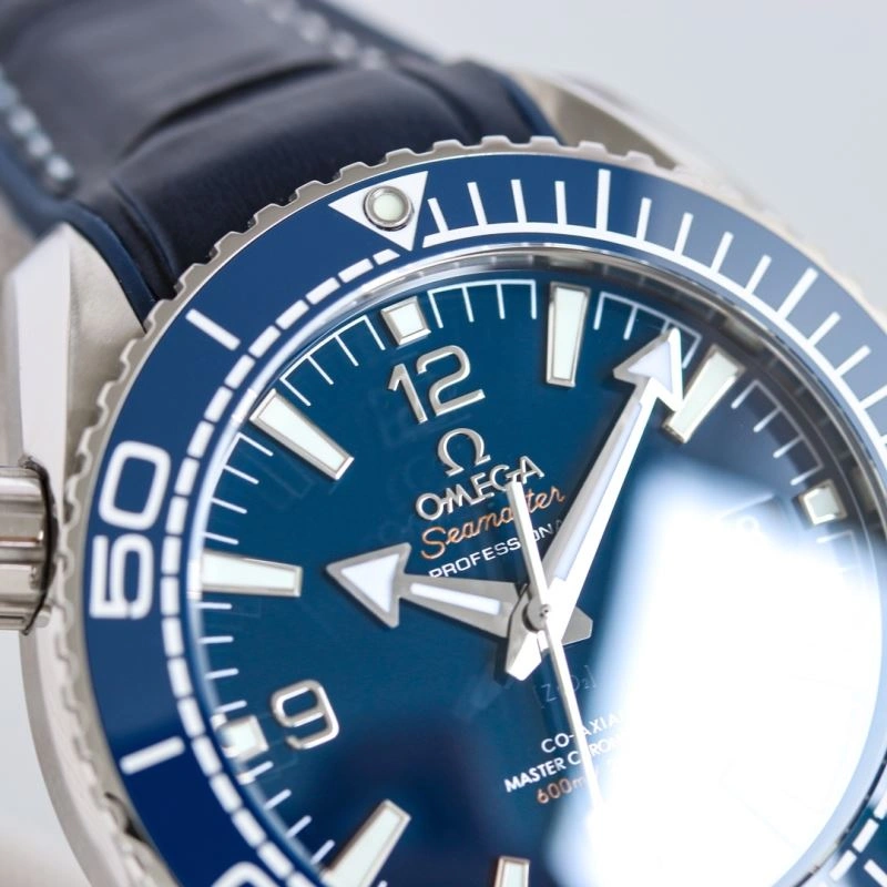 Top mirror OMEGA Watches