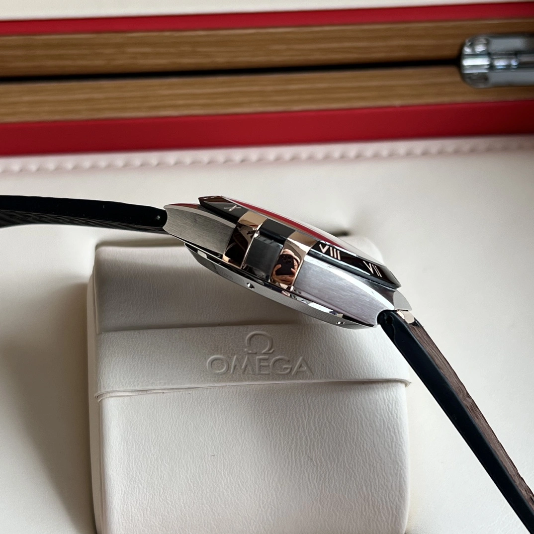 Brand-authenticated OMEGA Watches