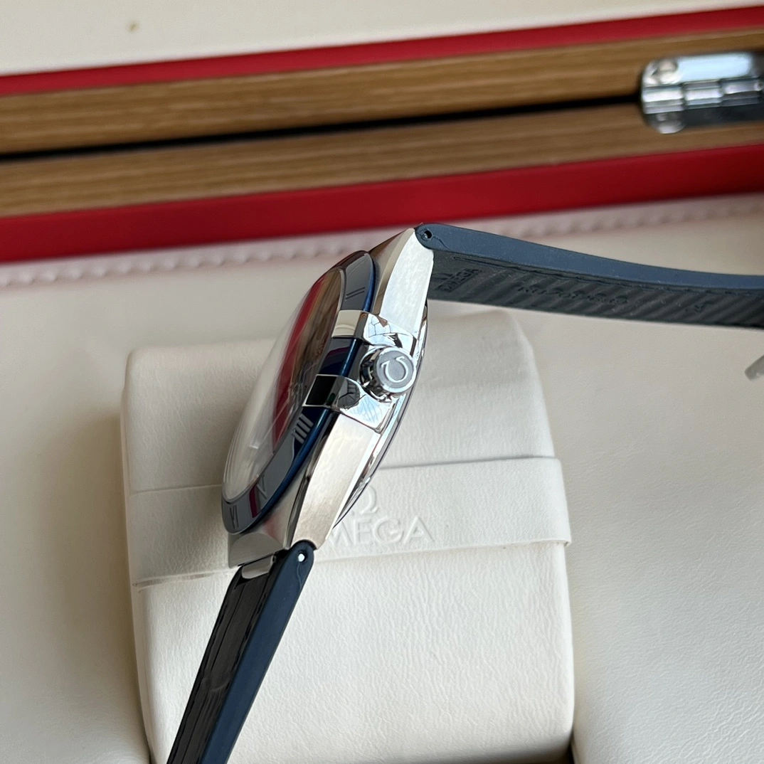 1:1 copy OMEGA Watches