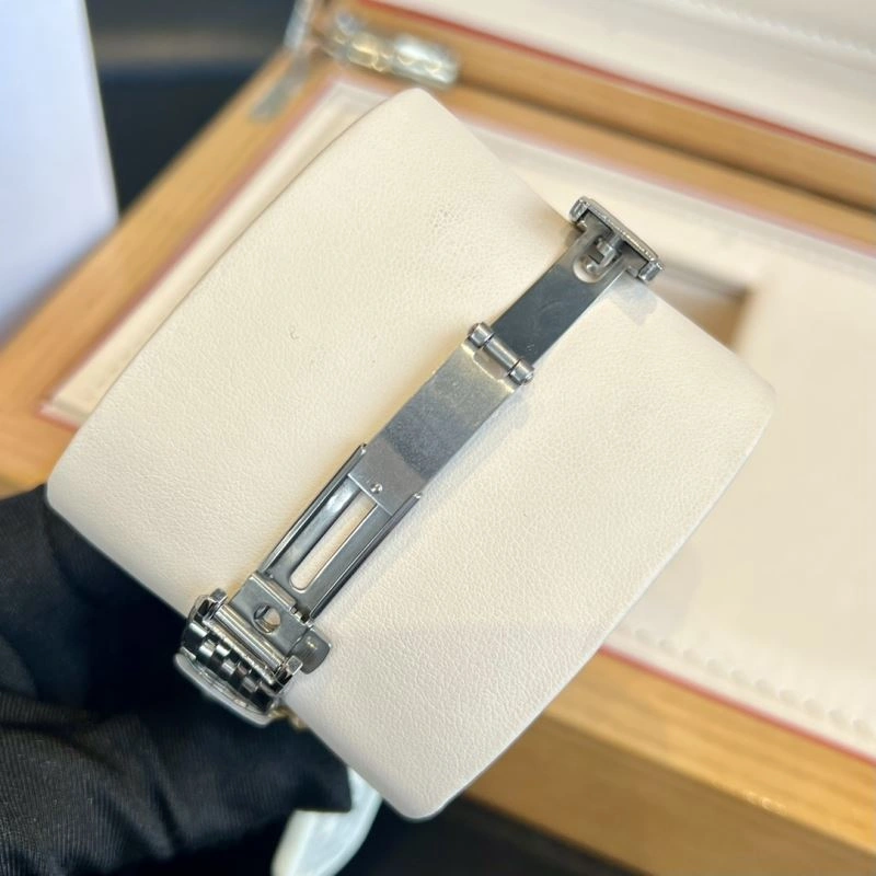 Perfect replica OMEGA Watches