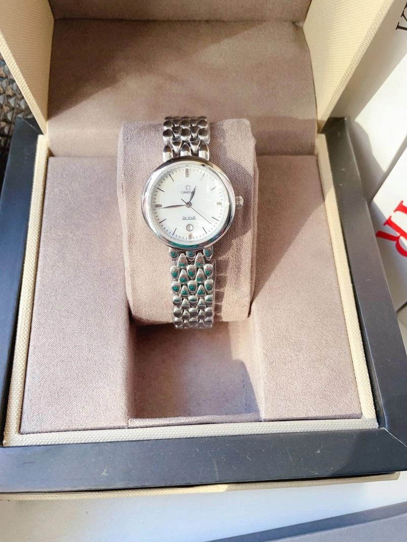 Top mirror OMEGA Watches