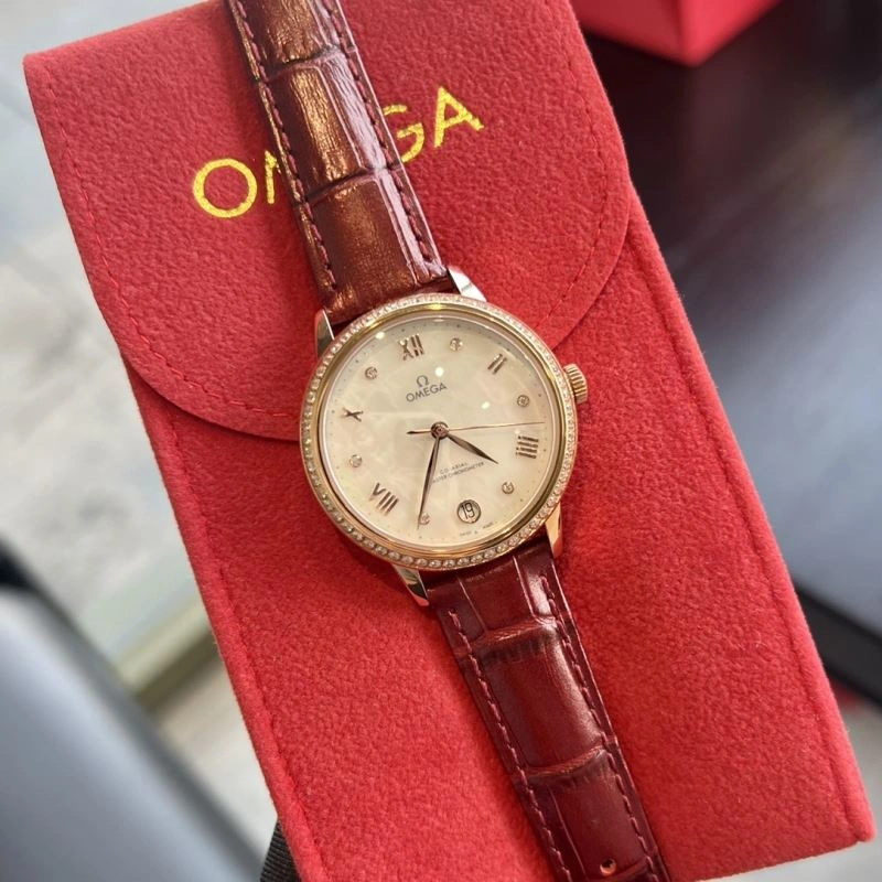 Top mirror OMEGA Watches