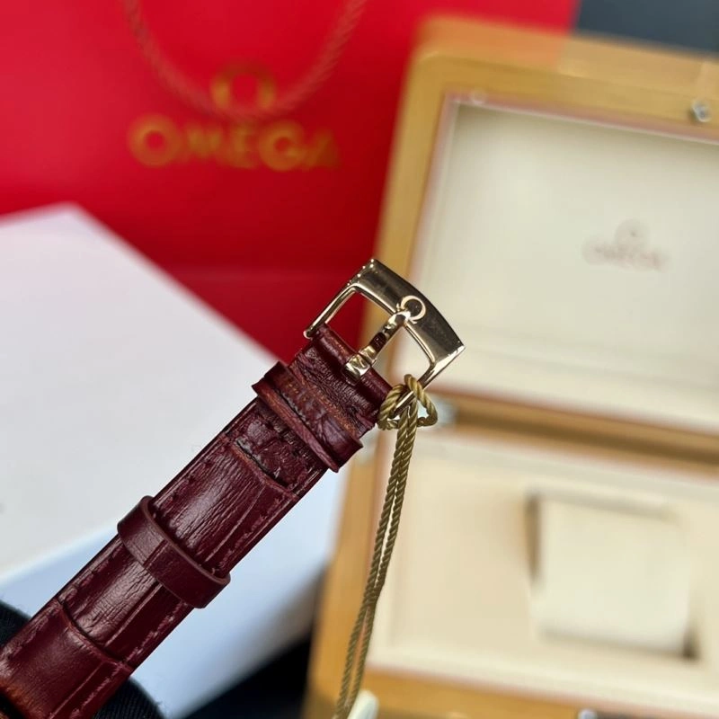 Top mirror OMEGA Watches