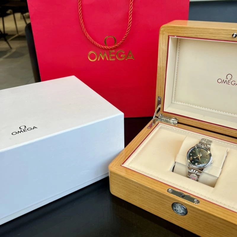 Top mirror OMEGA Watches
