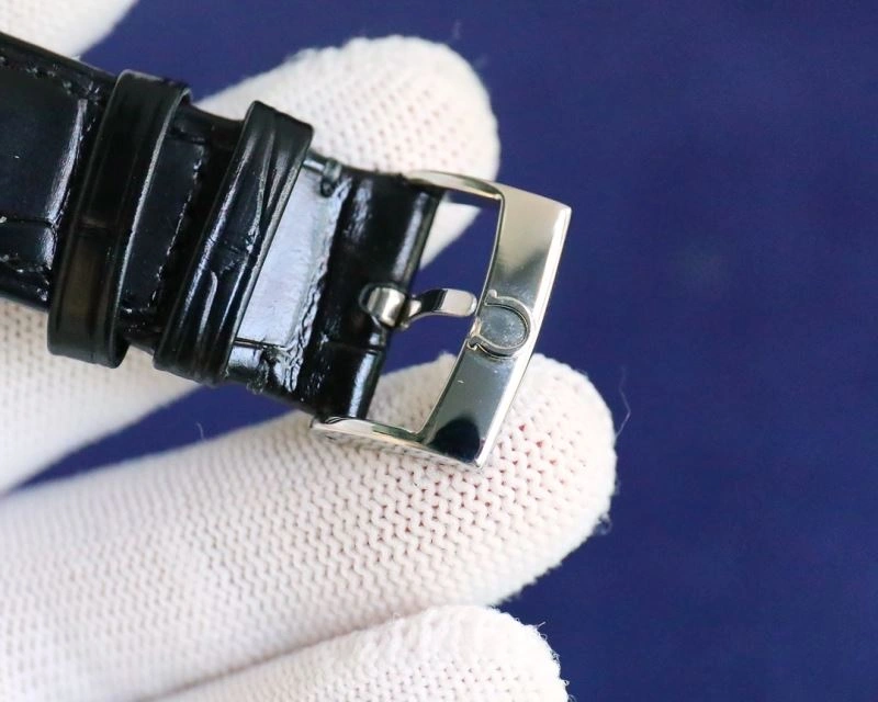 Accurate model OMEGA Watches