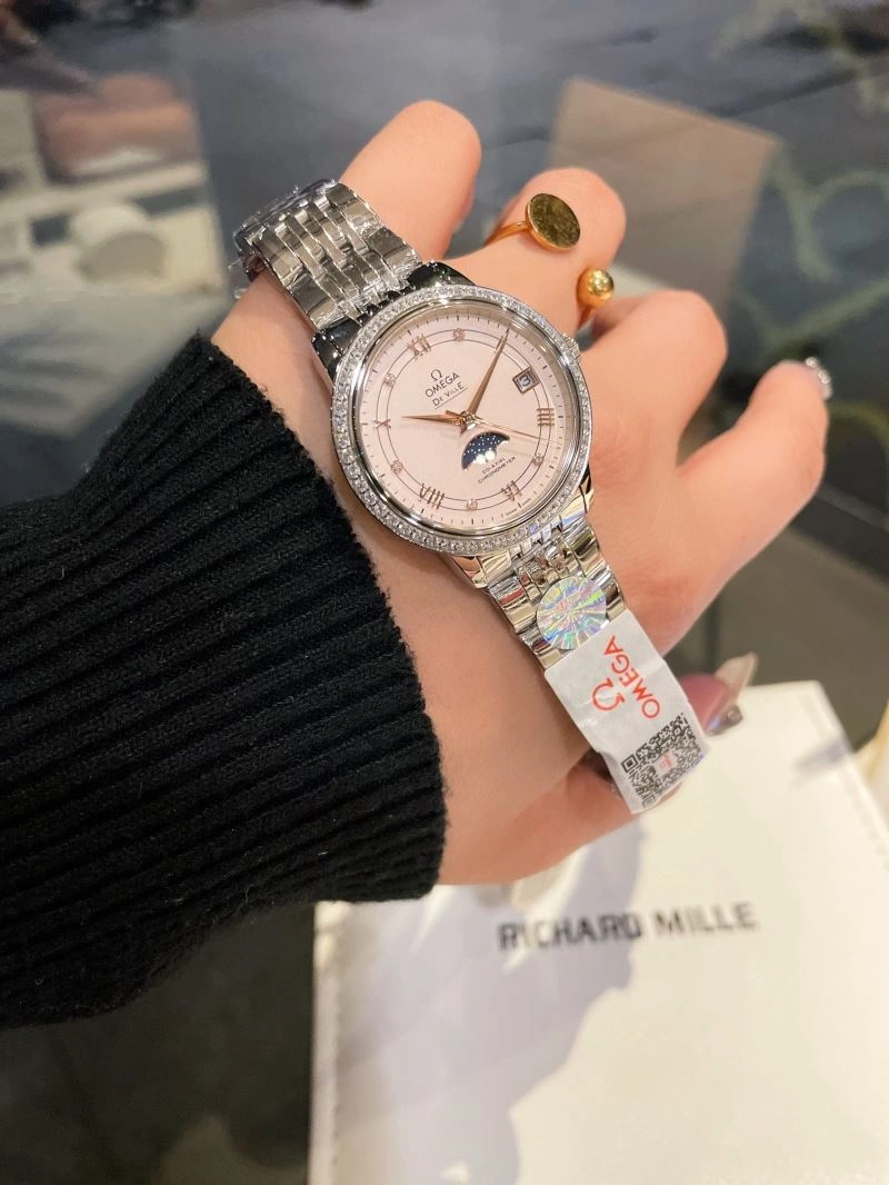 Indistinguishable OMEGA Watches