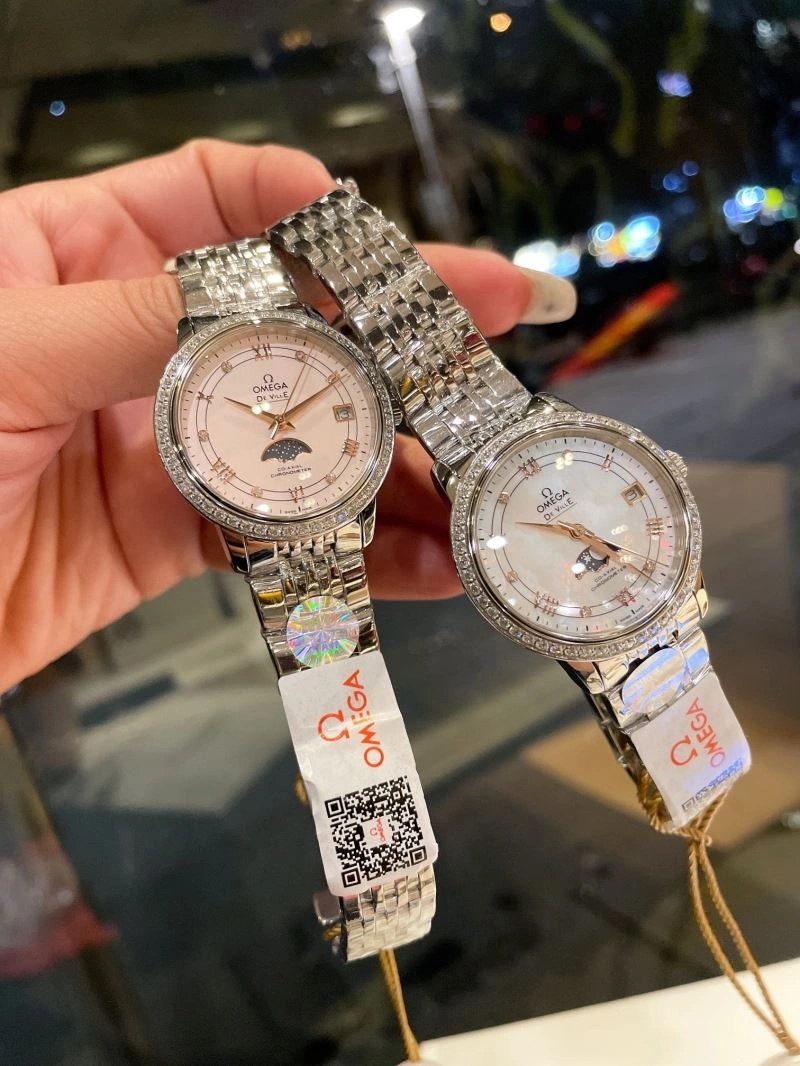 Indistinguishable OMEGA Watches