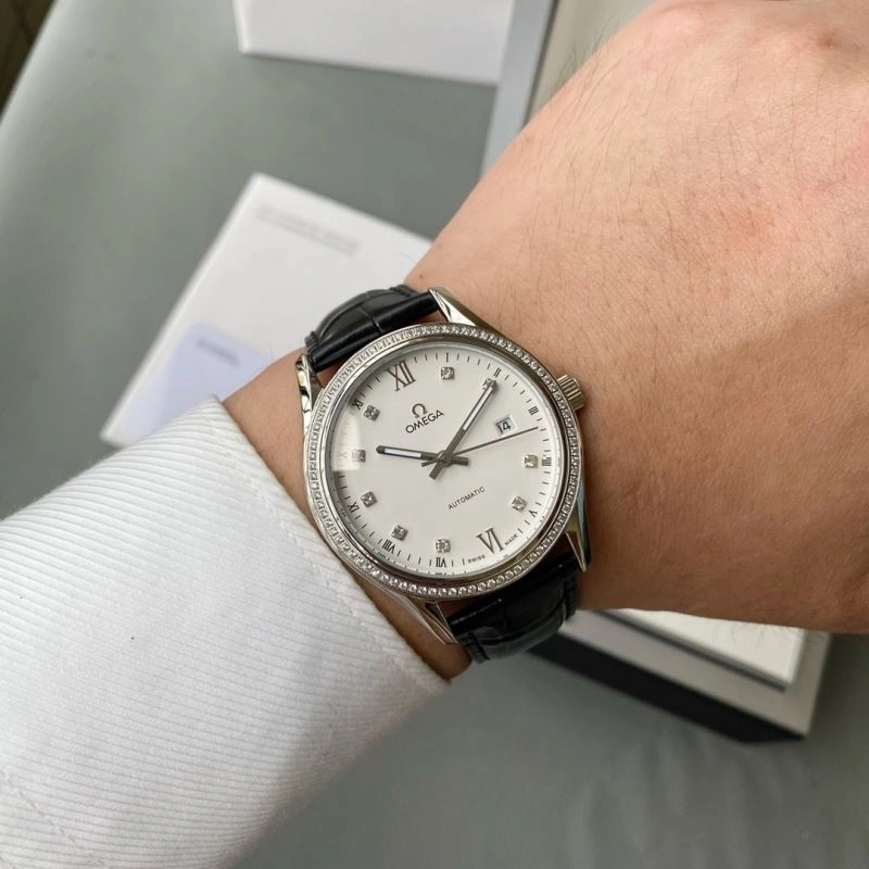 Top mirror OMEGA Watches