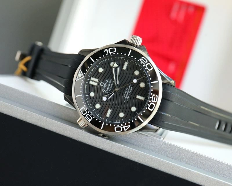 Top mirror OMEGA Watches