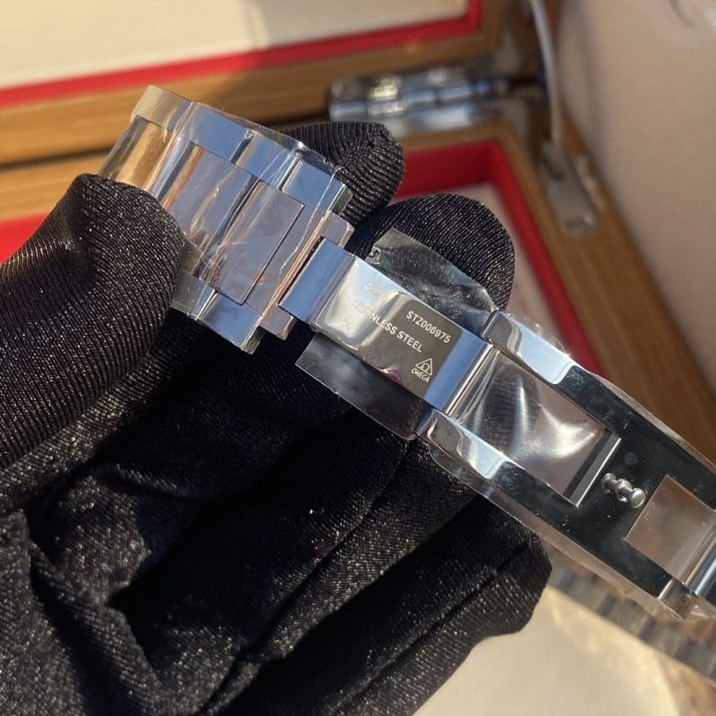 Top mirror OMEGA Watches