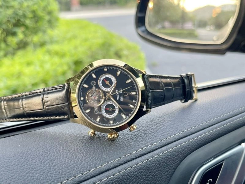 Brand-authenticated OMEGA Watches