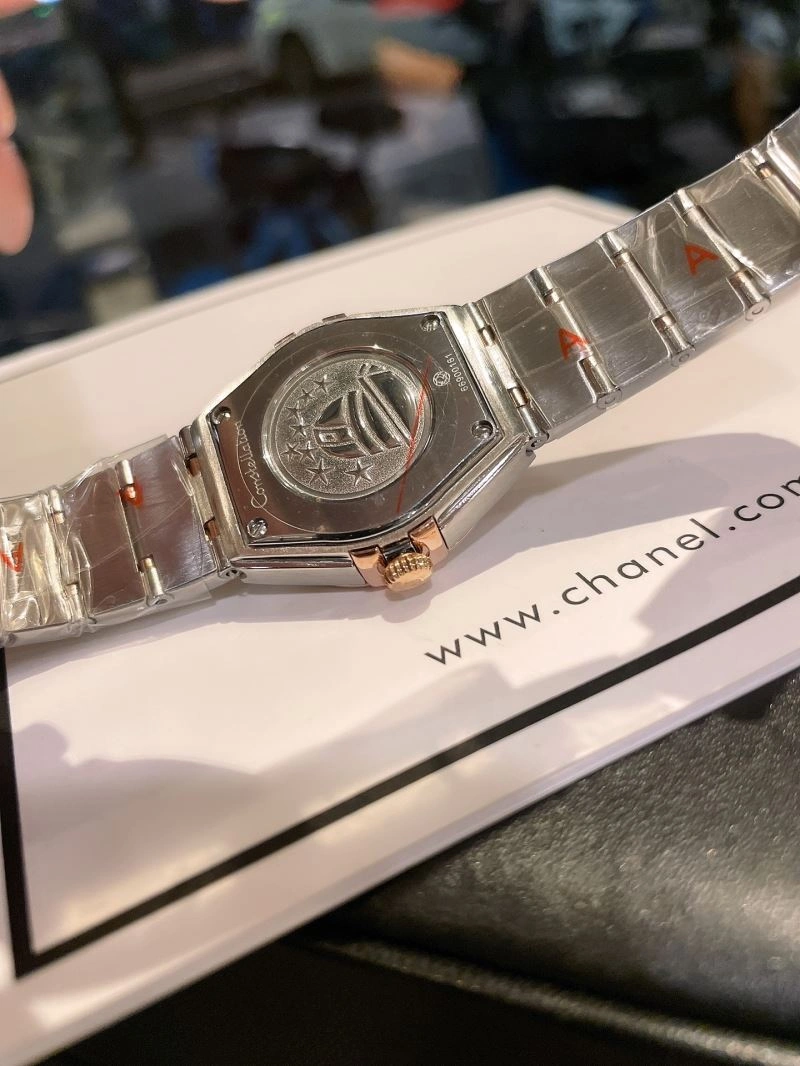 Top mirror OMEGA Watches