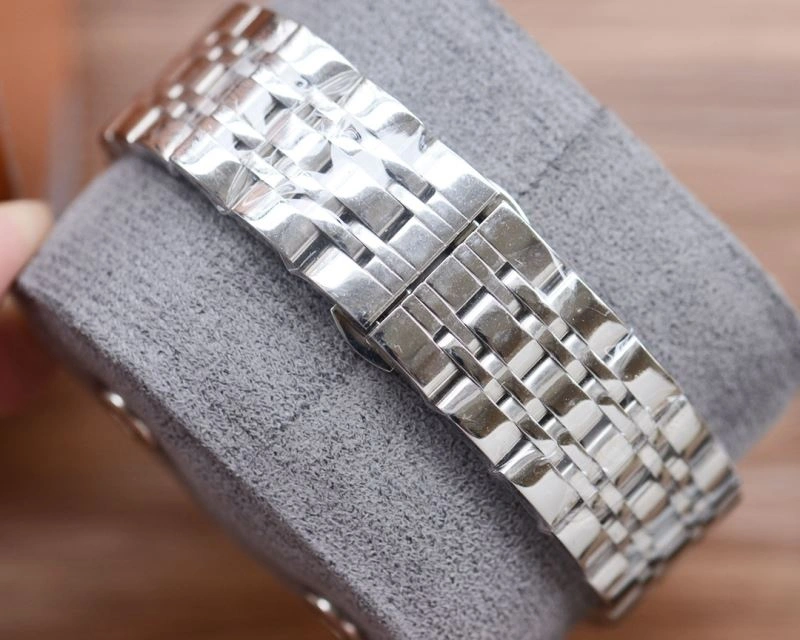 Indistinguishable OMEGA Watches
