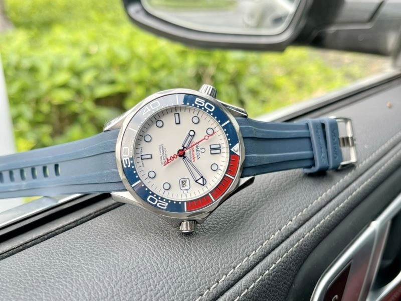 Exact replica OMEGA Watches