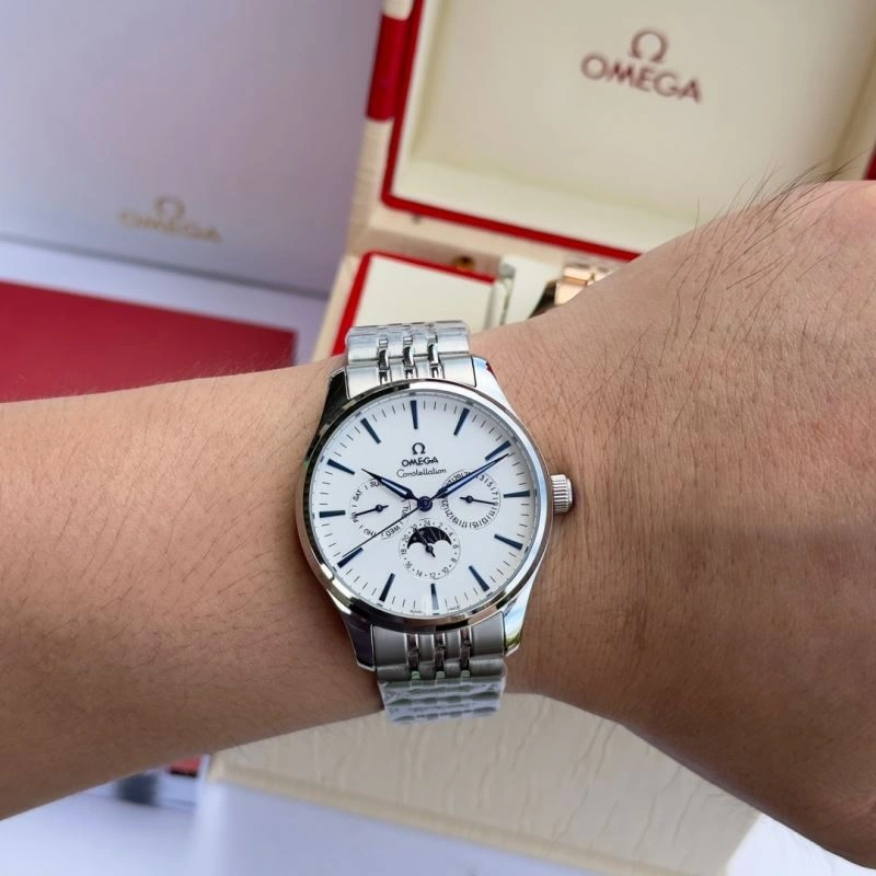 Top mirror OMEGA Watches