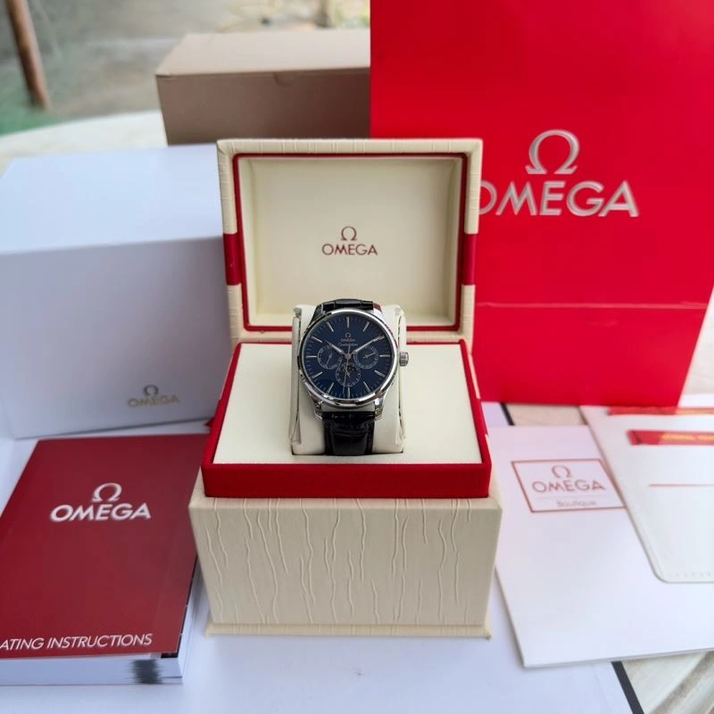 Top mirror OMEGA Watches