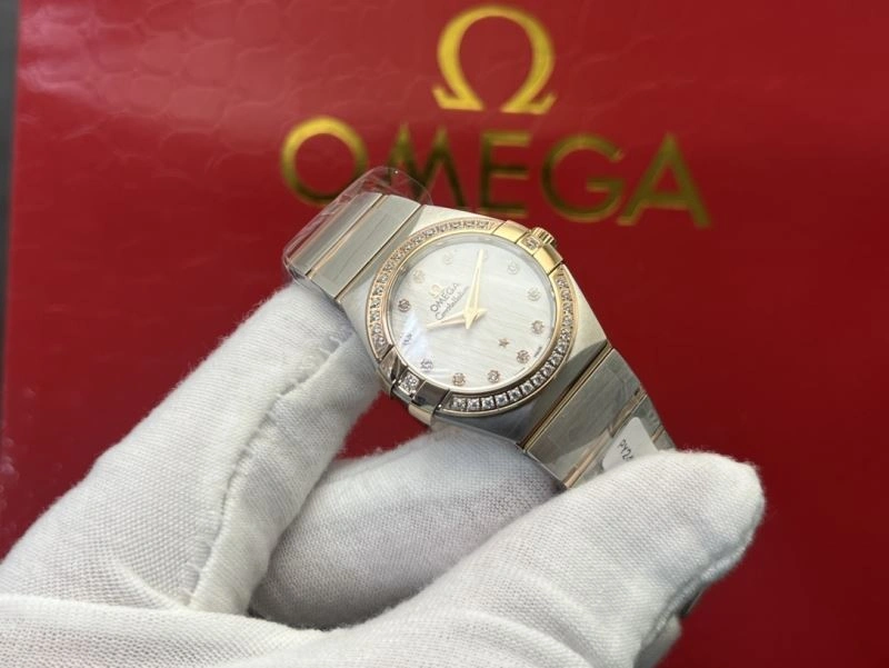 Top mirror OMEGA Watches