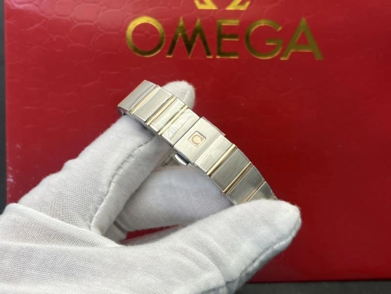 Top mirror OMEGA Watches