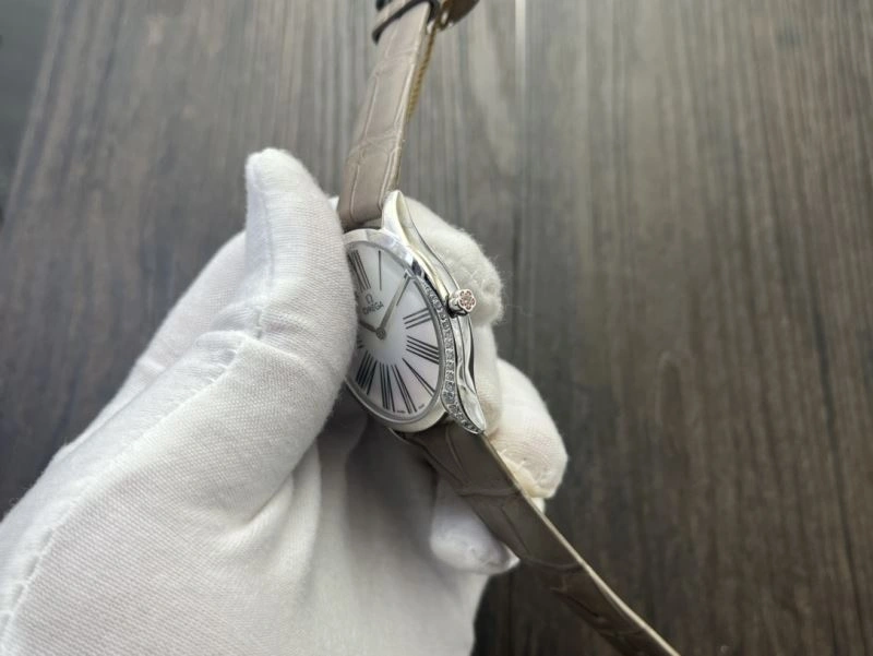 Accurate model OMEGA Watches