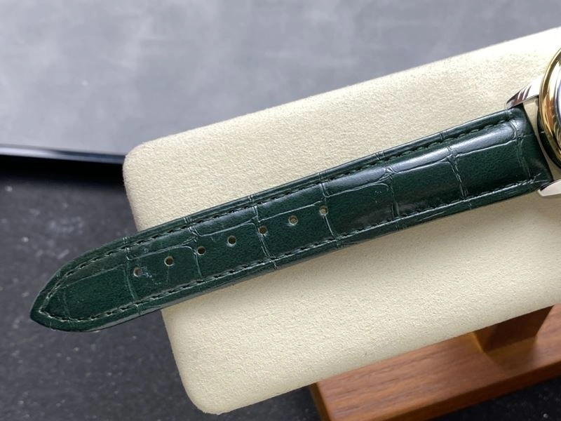 Brand-authenticated OMEGA Watches