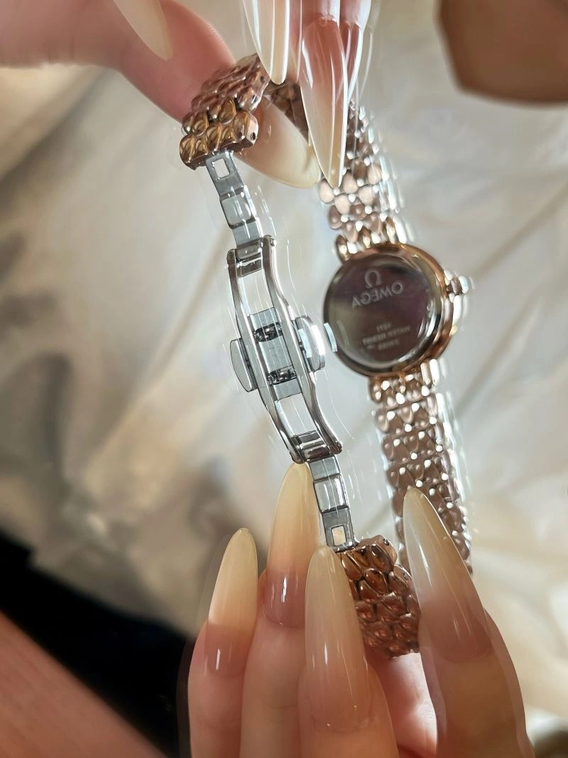 Top mirror OMEGA Watches
