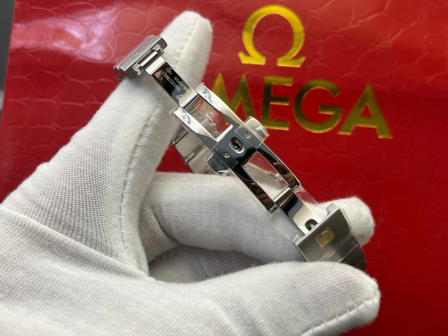 Low-cost OMEGA Watches