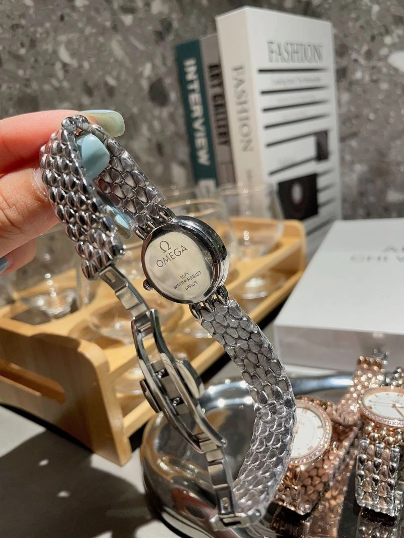 Top mirror OMEGA Watches