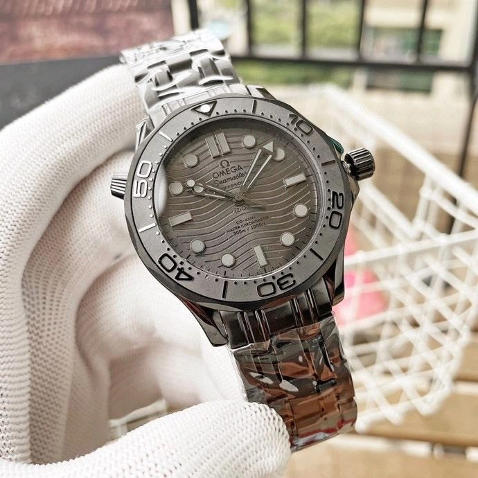 Mirror quality OMEGA Watches