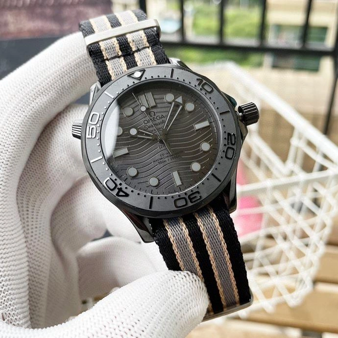 Mirror quality OMEGA Watches