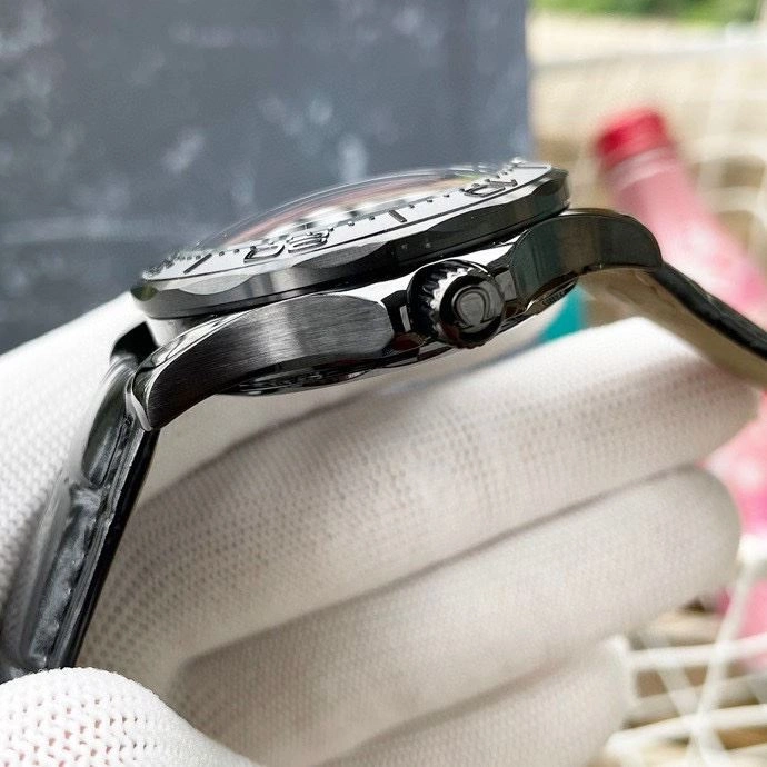 Mirror quality OMEGA Watches