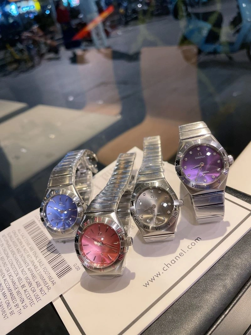 Top mirror OMEGA Watches