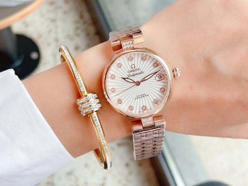 Mirror quality OMEGA Watches