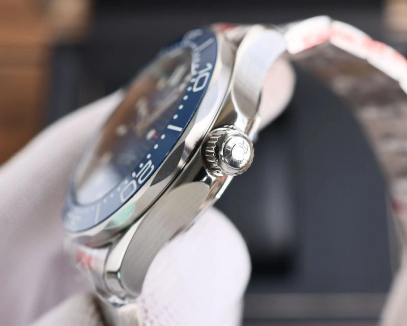 Precise copy OMEGA Watches