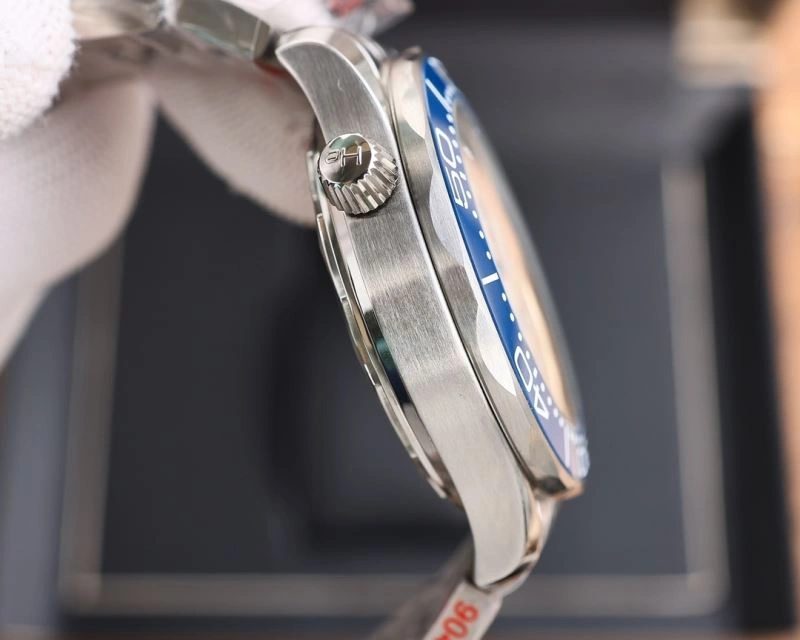 1:1 copy OMEGA Watches