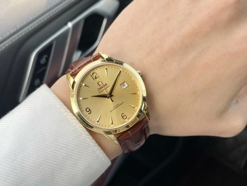 Top mirror OMEGA Watches