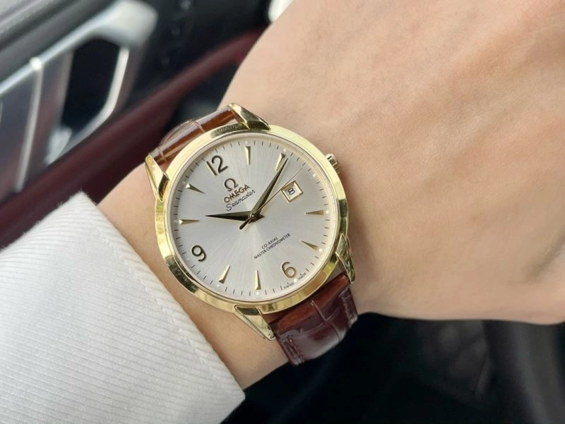 Top mirror OMEGA Watches