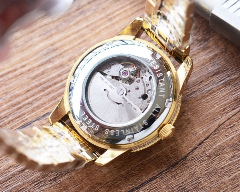 Indistinguishable OMEGA Watches