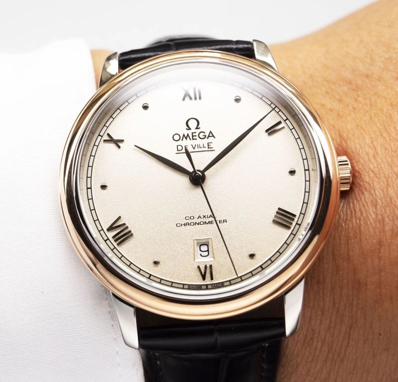 Top mirror OMEGA Watches
