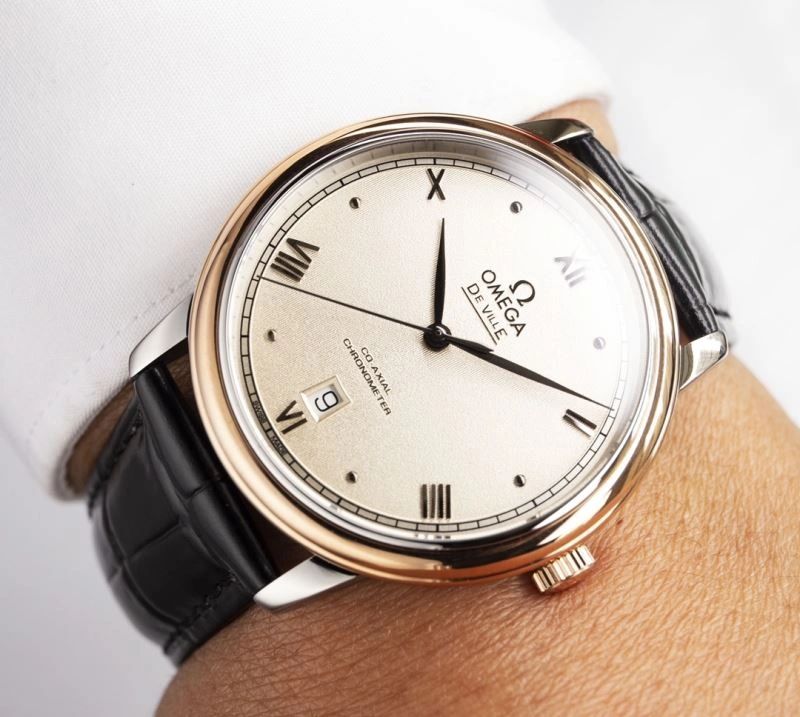 Top mirror OMEGA Watches