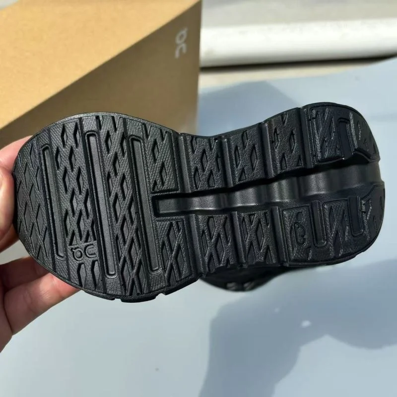 1:1 copy ON SHOES
